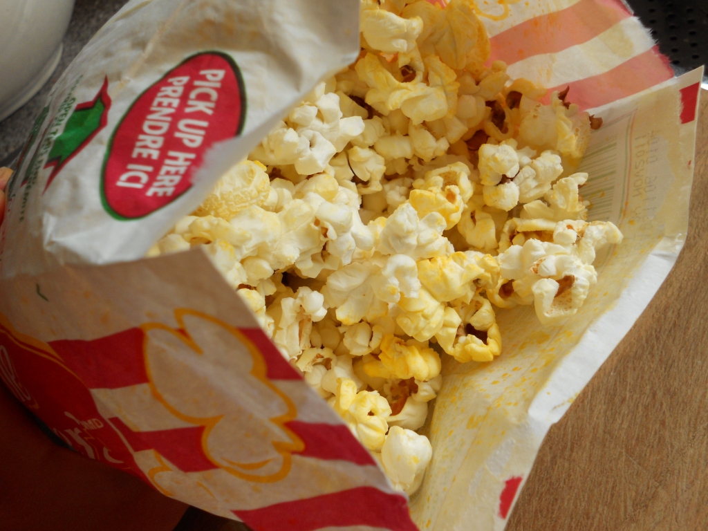 Snacking Squirrel: Smart Pop!