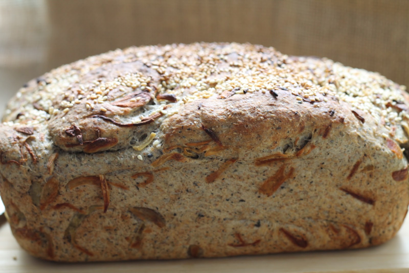 Savoury sesame loaf