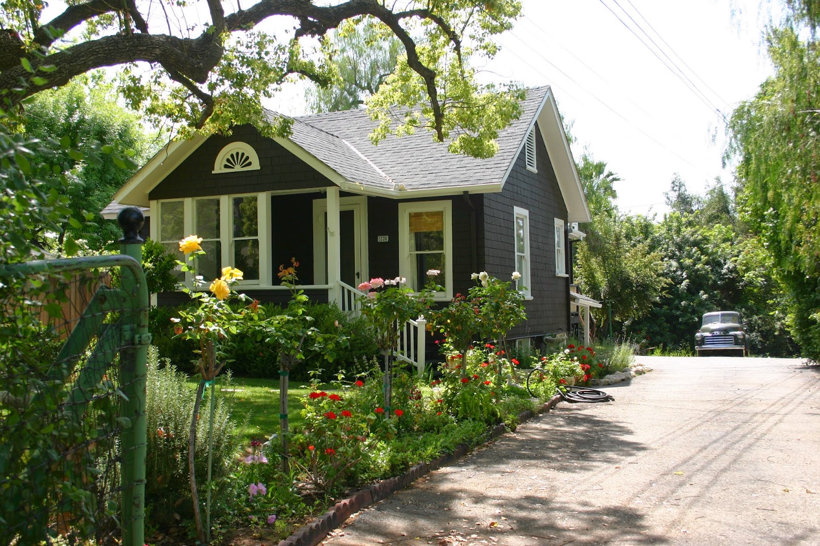 my little black house - The Gardener's Cottage
