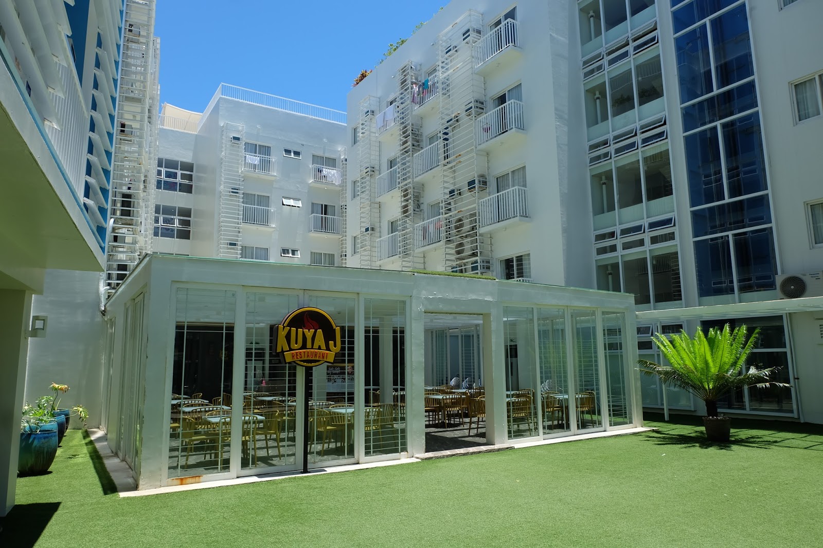 Where to Stay in Boracay : 13 Reasons Why You Should Stay at Azalea ...