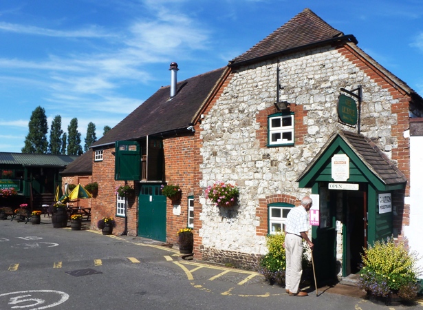 Tongham Tasters' Wine Blog: Tongham Hop Trail