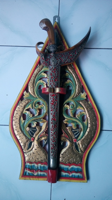 Blawong Tempat Keris Isi 1 Dimaharkan | Keris Pusaka