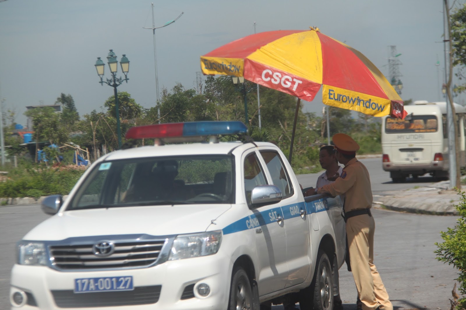 MIRAQUEBÉ: Bienvenidos a "LLoret Halong", la bahía llena hasta la ...
