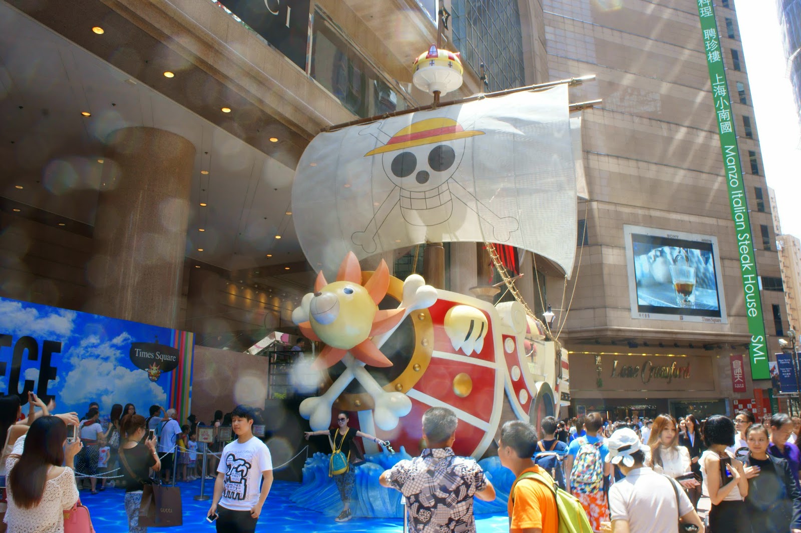 one piece @ times square : 高脂物體Family