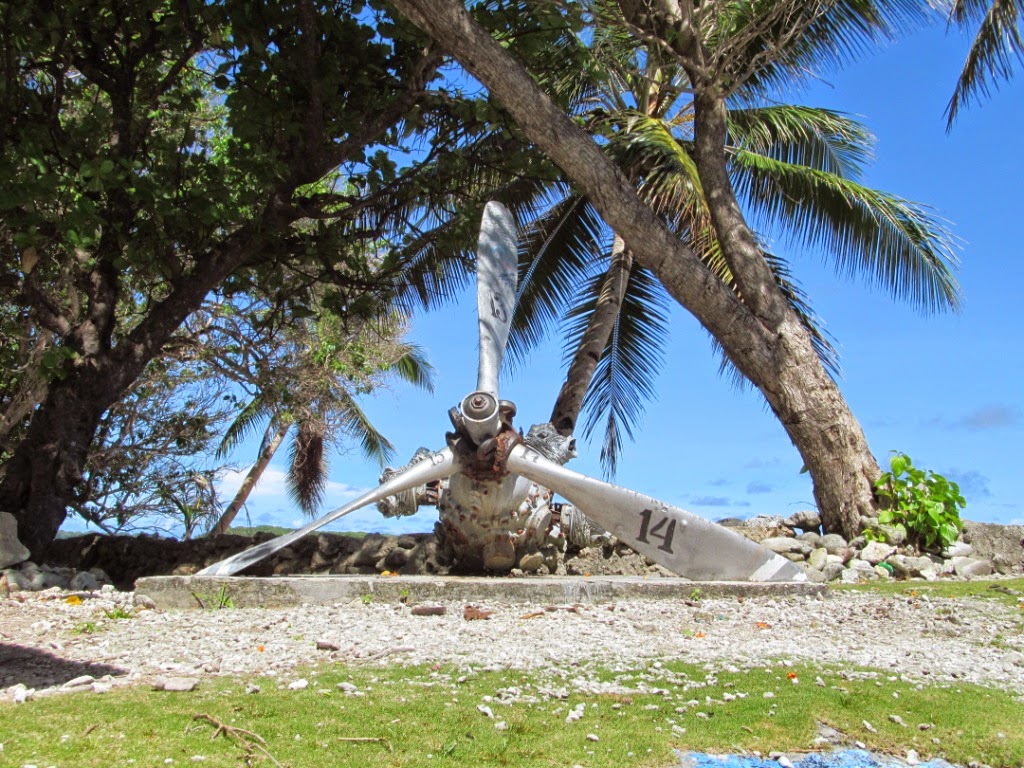 SAILING HELENA: Woleai atoll, Micronesia