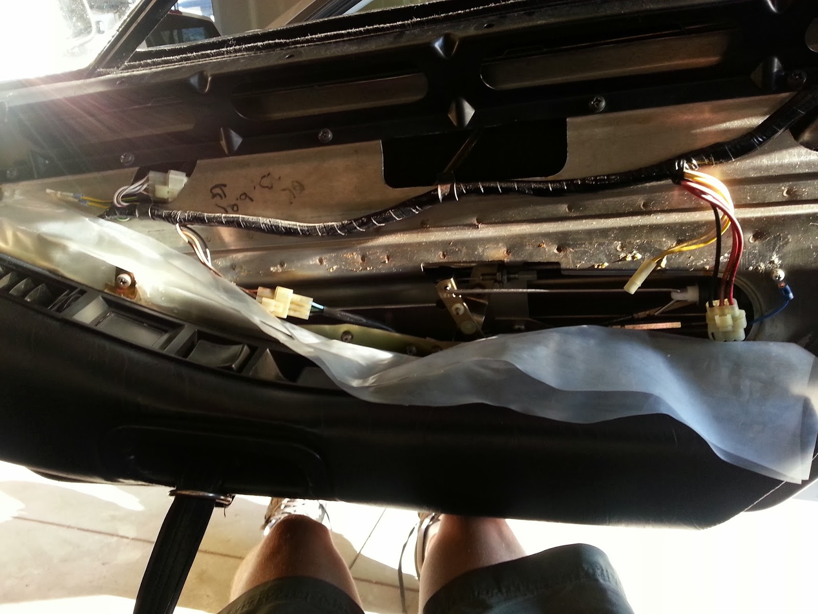 My DeLorean Blog: Passenger side DeLorean window stopped working