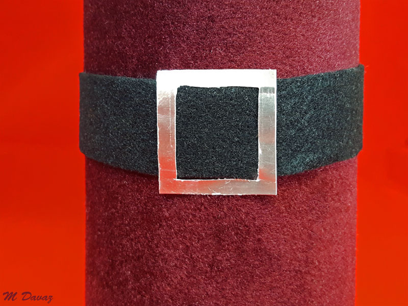 Studio Window: Elf Container