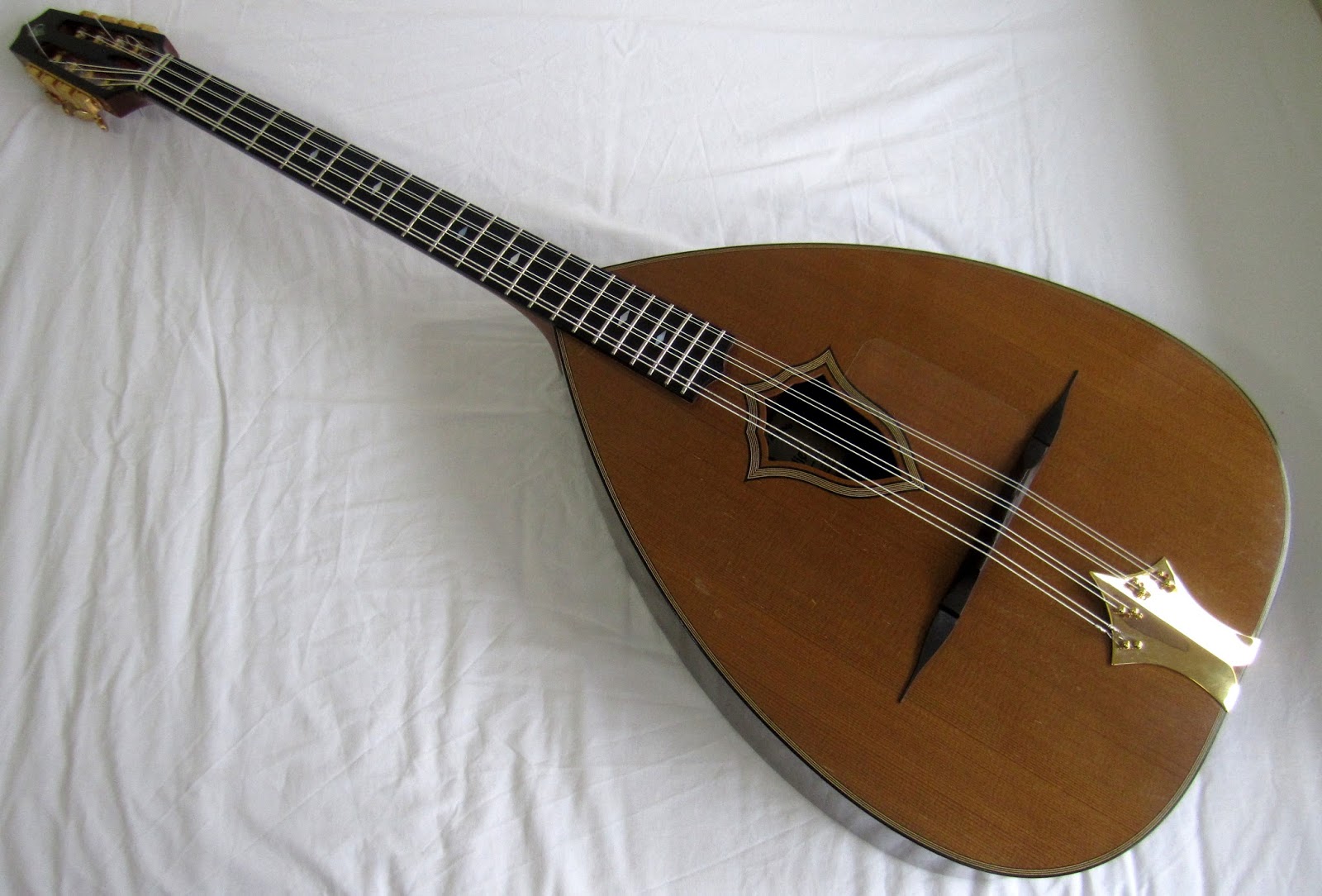 INSTRUMUNDO Instrumentos Musicales: Mandol, Mondol, Mondole, Mandole kabyle