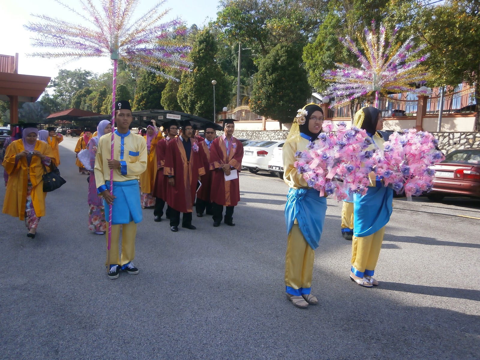 SMK BUKIT SENTOSA: Majlis Mini Konvokesyen SMKBS 2012- Vol.2