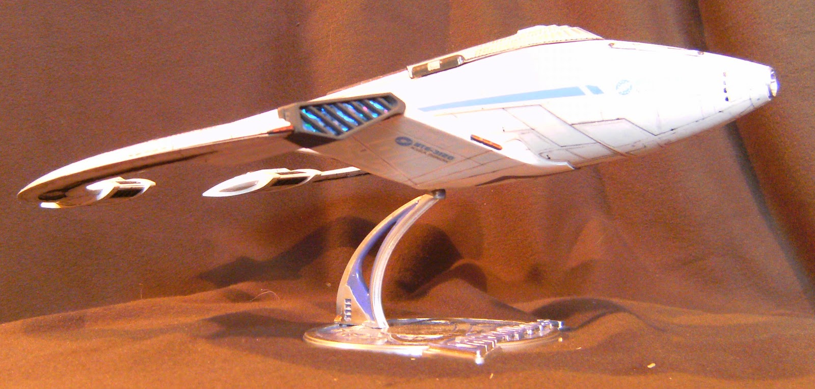 Happyscale-Modellbau: N.S.E.A. Protector (Galaxy Quest) - Pegasus Model ...