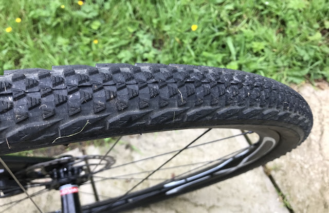 Review - Vee Tire Co Rail Tyres