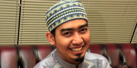 Kumpulan Foto Ustad Solmed Terbaru Lengkap - FiqihMuslim.com