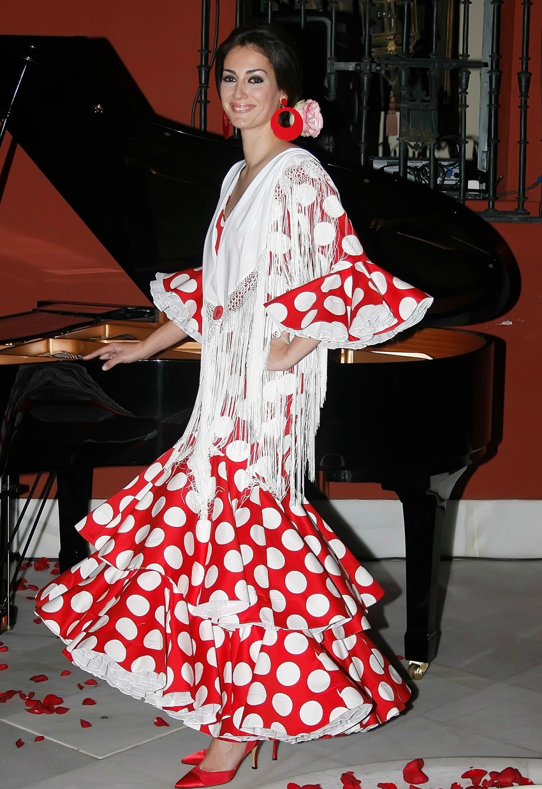 FolkCostume&Embroidery: Overview of the costumes of Spain - 2 The South