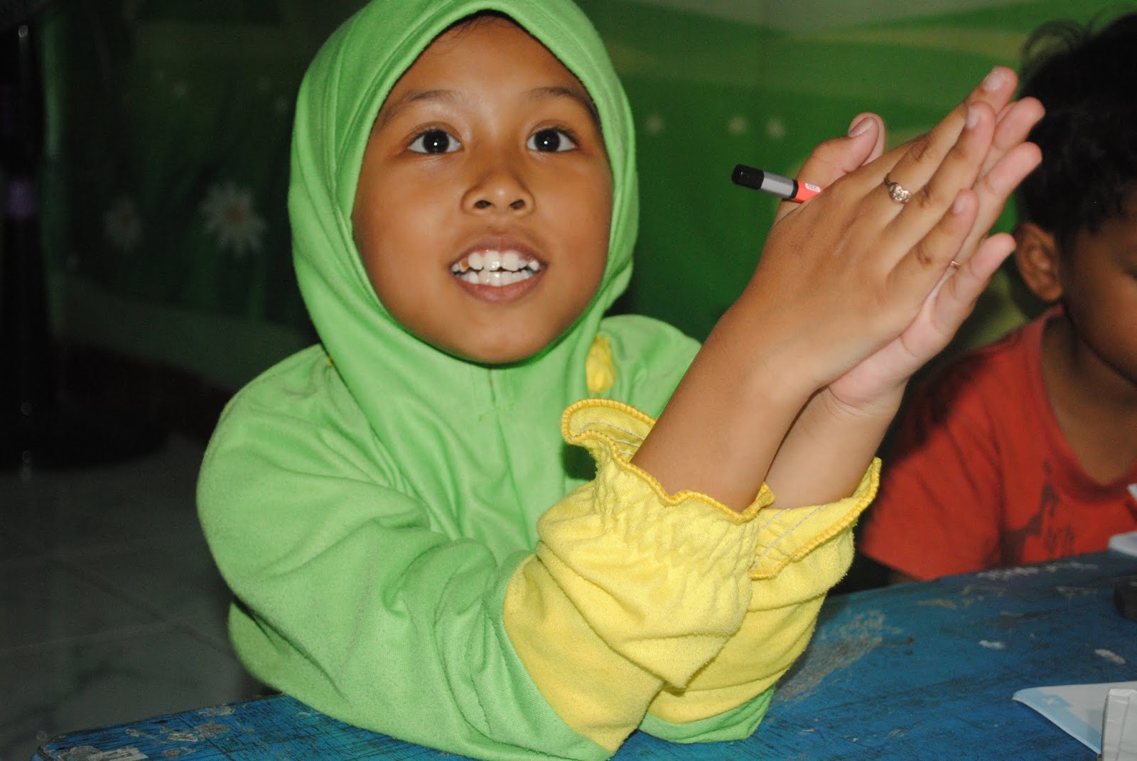 GALERI ANAK HEBAT ~ Belajar Baca Ahe Indonesia