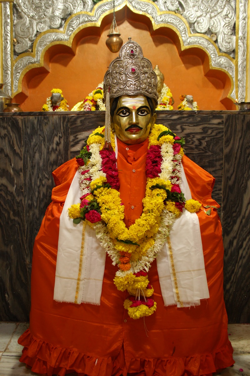 Journeys across Karnataka: Basaveshwara Devasthana, Basava Kalyana