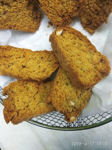 Eggless Whole Wheat Flour Cake Rusk With Oatmeal: A Low Fat Recipe