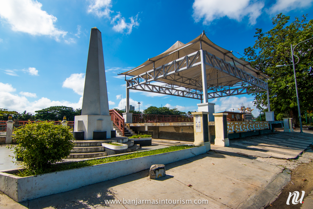 TRIP TO KALSEL: Taman Siring 0 Kilometer