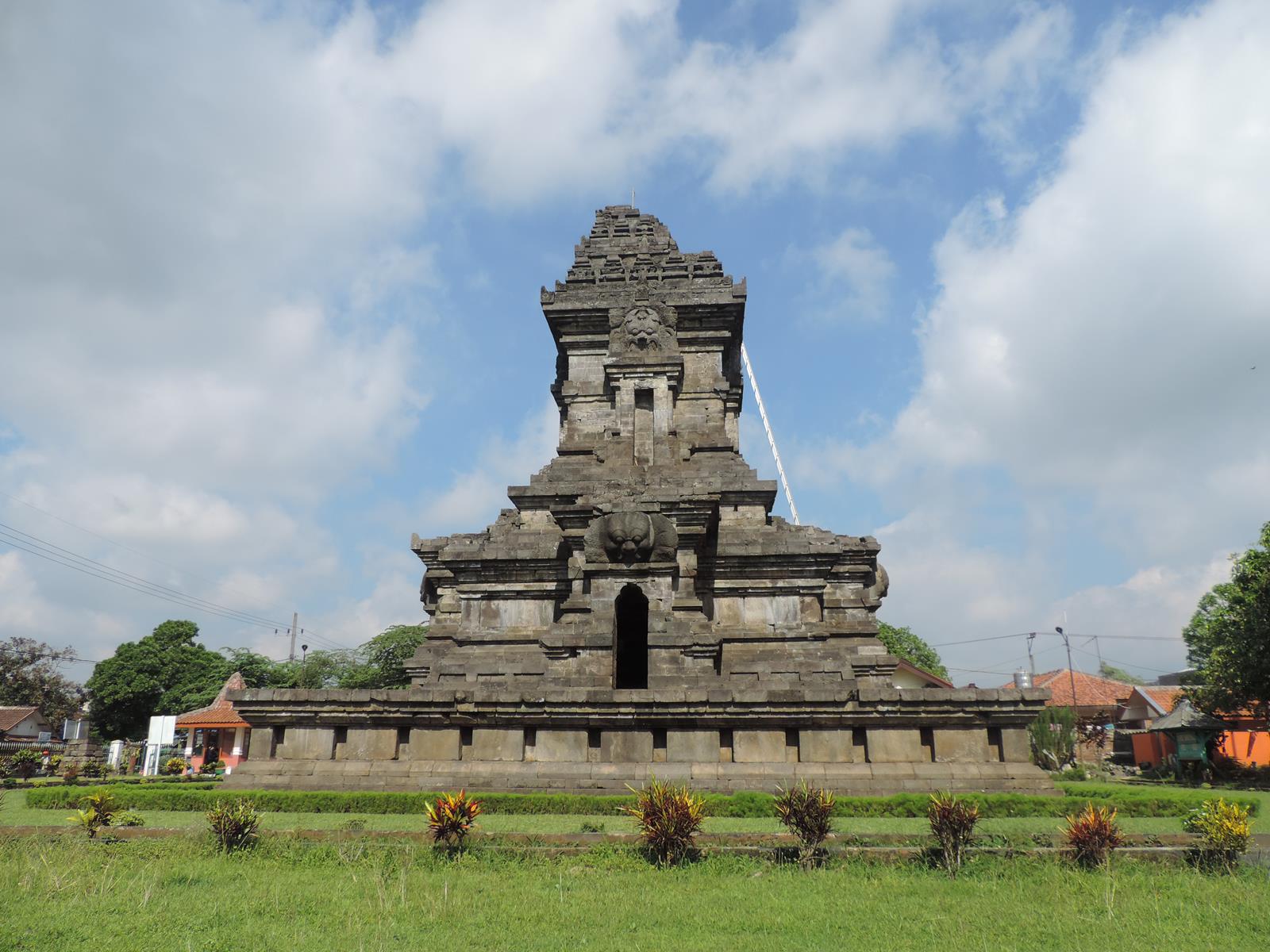 LEGENDA CANDI SINGOSARI - alaMasEdy