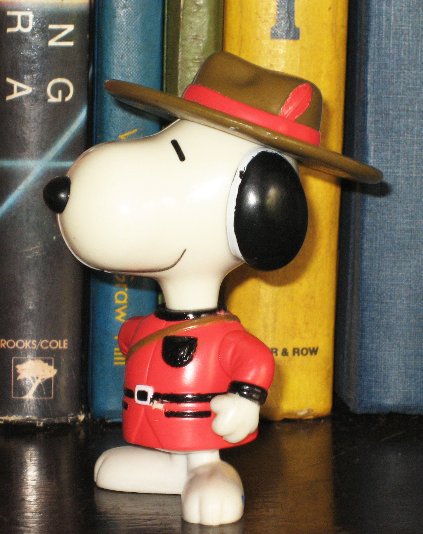 Percy's Fast Food Toy Stories : Snoopy Canadian