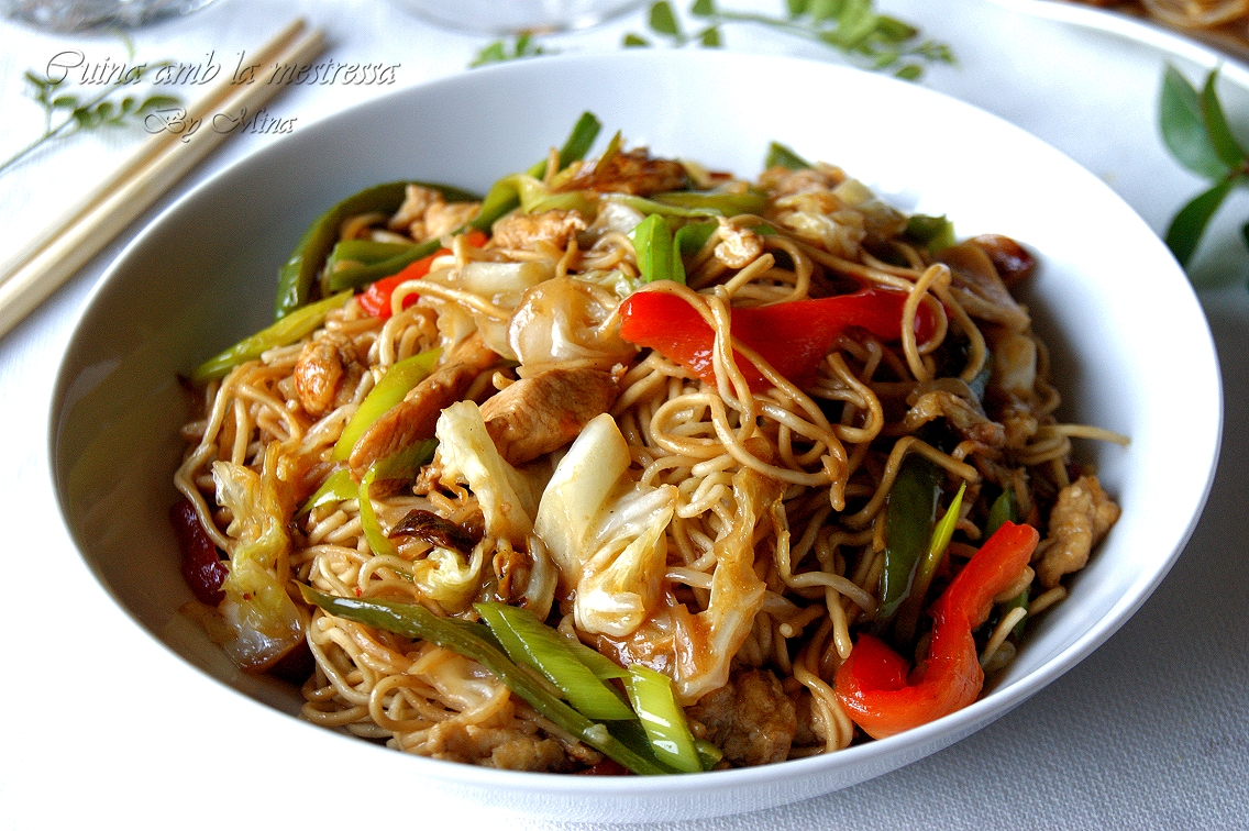 Cuina amb la mestressa: Chow Mein de pollo