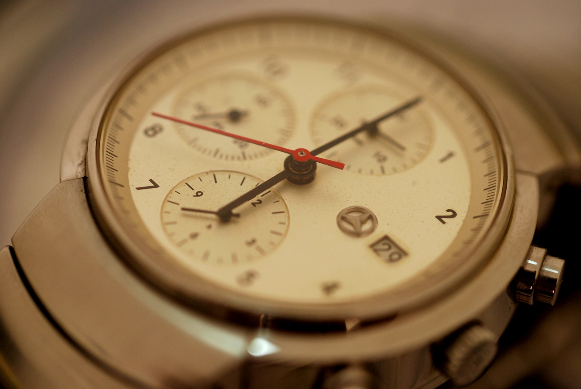 JACK'S TREASURE CHEST OF TIME PIECES: AUTHENTIC VINTAGE MERCEDES BENZ ...