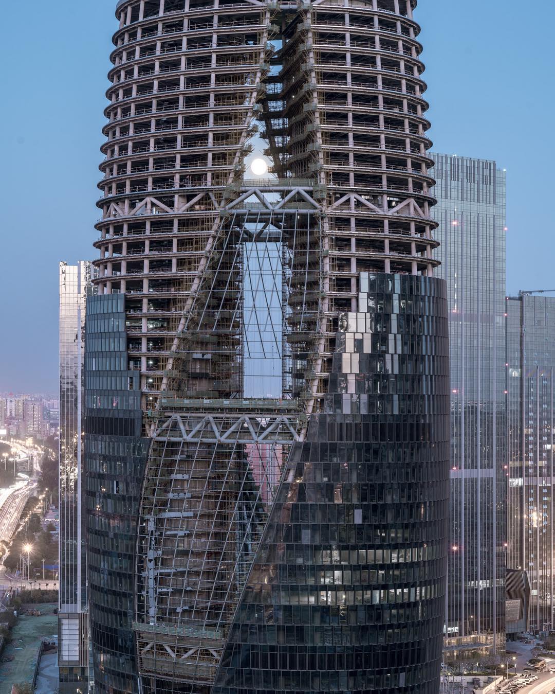Leeza SOHO / ZHA / China
