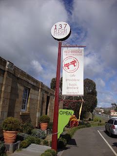 Mumma Needs Coffee: Red Bridge Cafe and Providore
