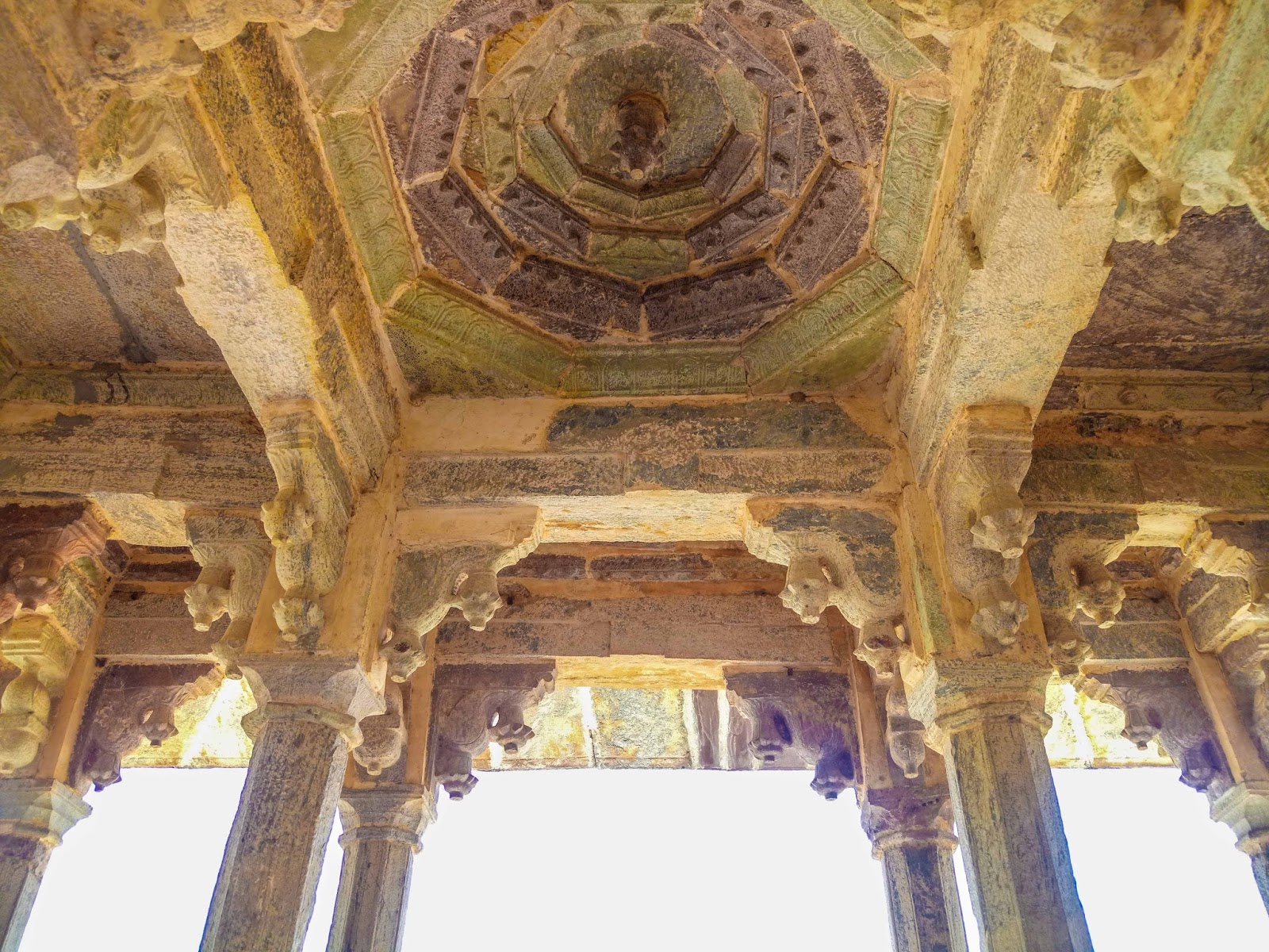 The artistic Chaurasi Khambon ki Chhatri