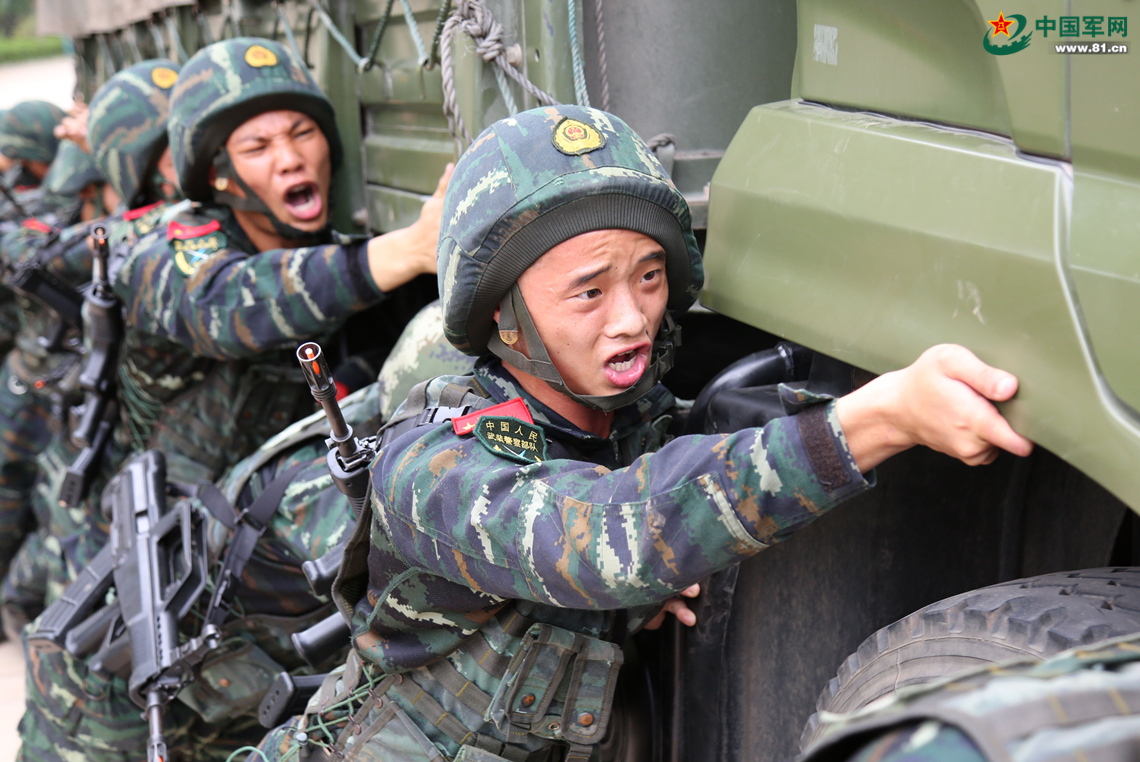 China Defense Blog: PR photos of the day: PAP, China's other ground force.