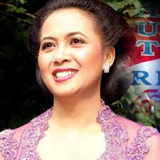 KERONCONG : TOKOH PENYANYI KERONCONG