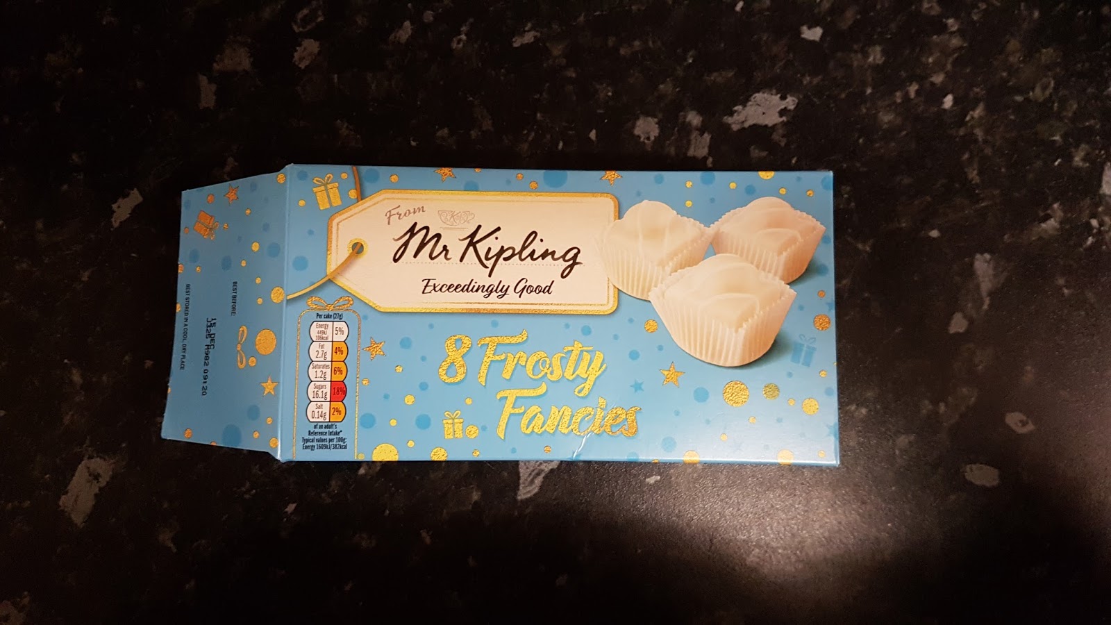Munchie stuff - Reviews, recipes and food food food.: Mr Kipling Frosty ...
