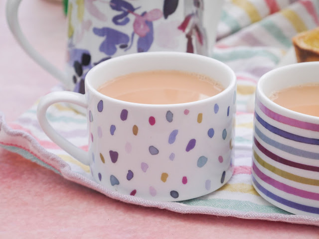 This Muslim Girl Bakes: Our House Everyday Pakistani Tea.