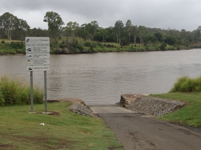 Brisbane River Floods 2011 - Greater Goodna Flood Group: Goodna Boat ...