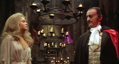 The Horn Section: Film Review: VAMPIRA (1974)