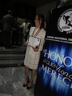 somoselespectador: KARLA IBERIA SANCHEZ GANA PREMIO DE LA LOCUCION 2016