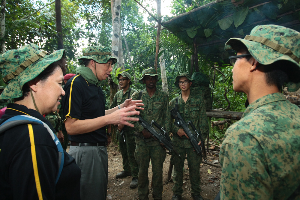 DEFENSE STUDIES: SAF Soldiers Undergo Jungle Training in Brunei