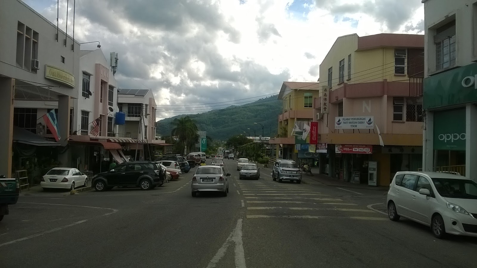 TRAVEL AND LEISURE IN BORNEO: TENOM: In the heart of Borneo