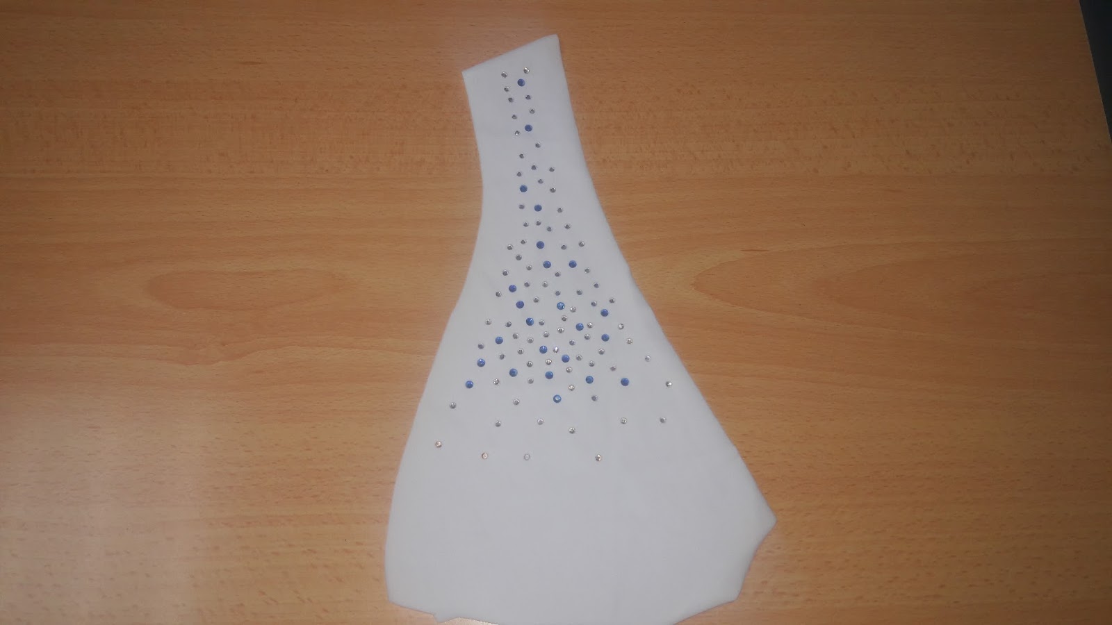 How we use the heat stud for garments embellishments.: Heat stud attach ...