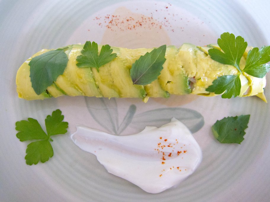 Gavin's Cooking: Avocado and Shrimp Salad Roulades