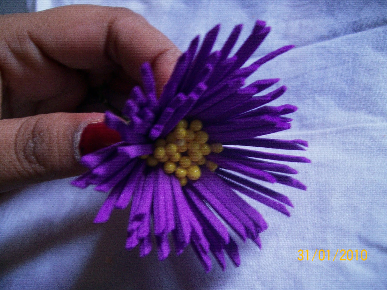 Tinas Creations: Instructions on making the foam flower