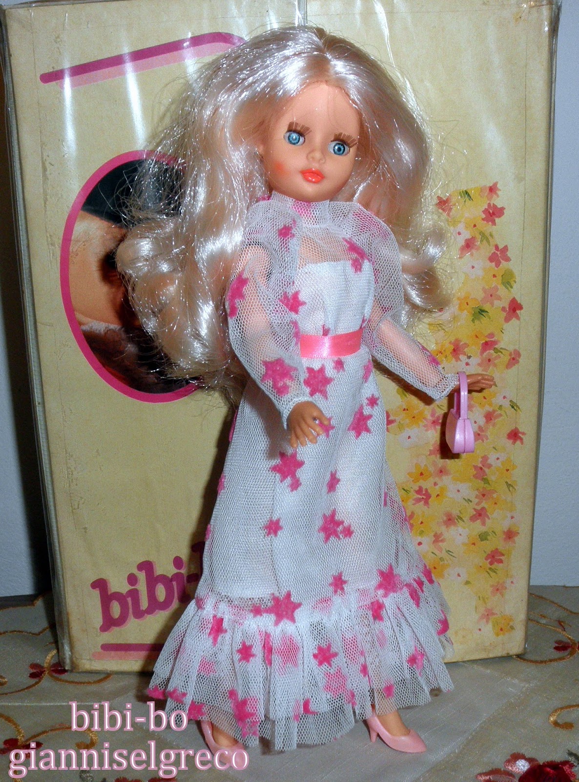 bibi-bo: bibi-bo / Bibi-bo / bibi-bo/ 周笔畅博/ биби-бо / bibi-bo / Bibi-bo ...