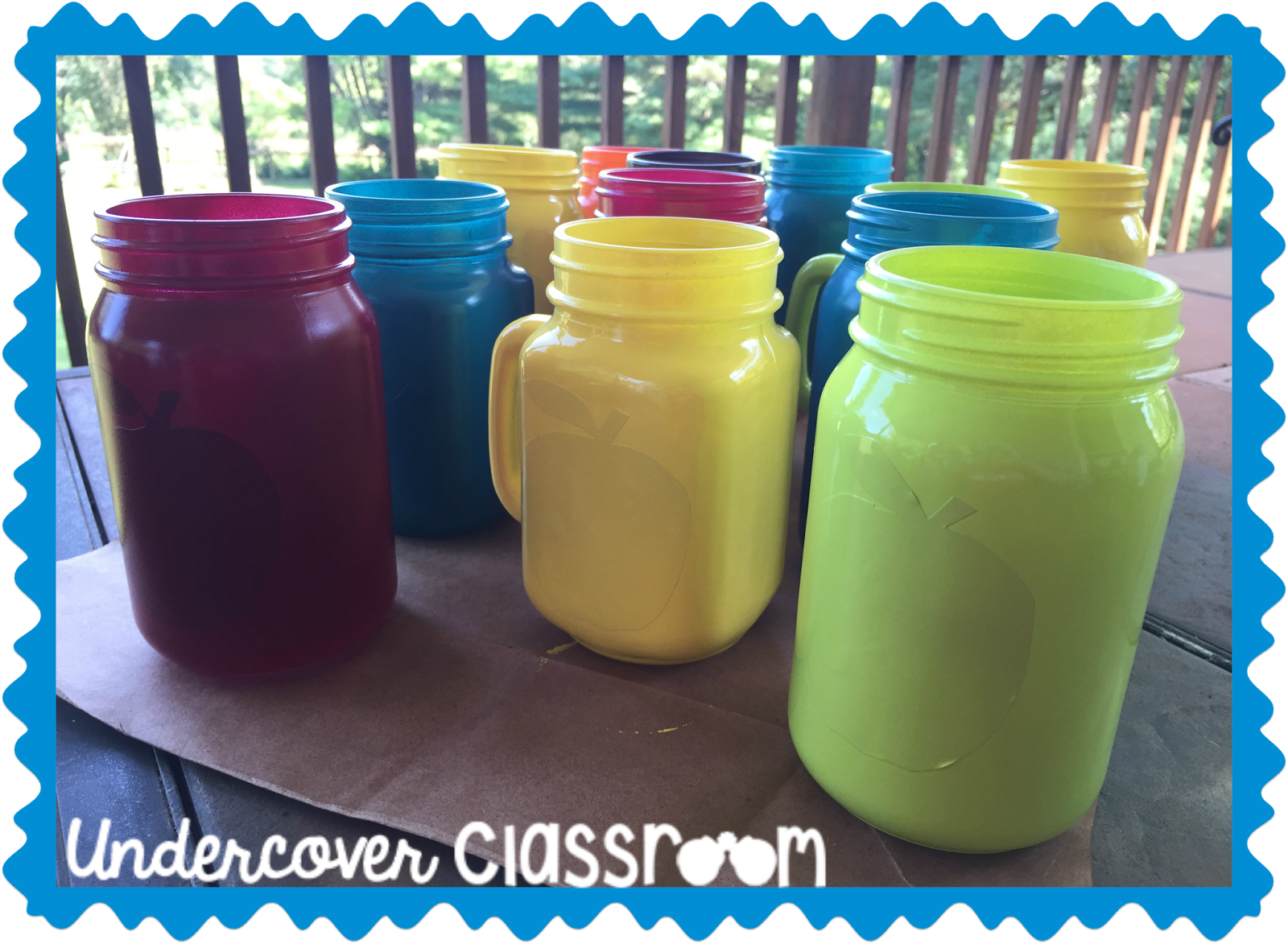Mason Jar Spray Craft - Undercover Classroom
