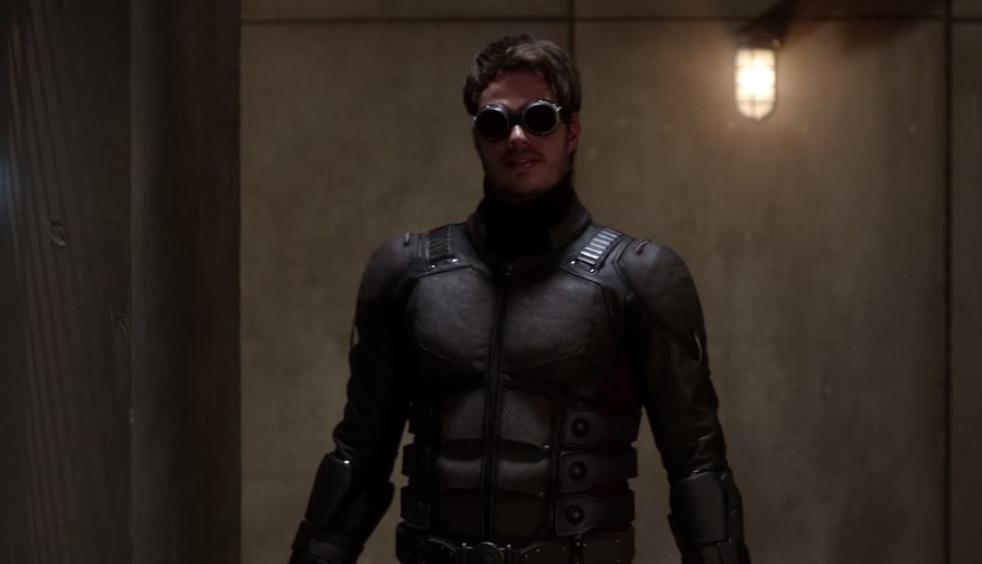 Weird Science DC Comics: The Flash Season 2 Episode 14 "Escape From ...