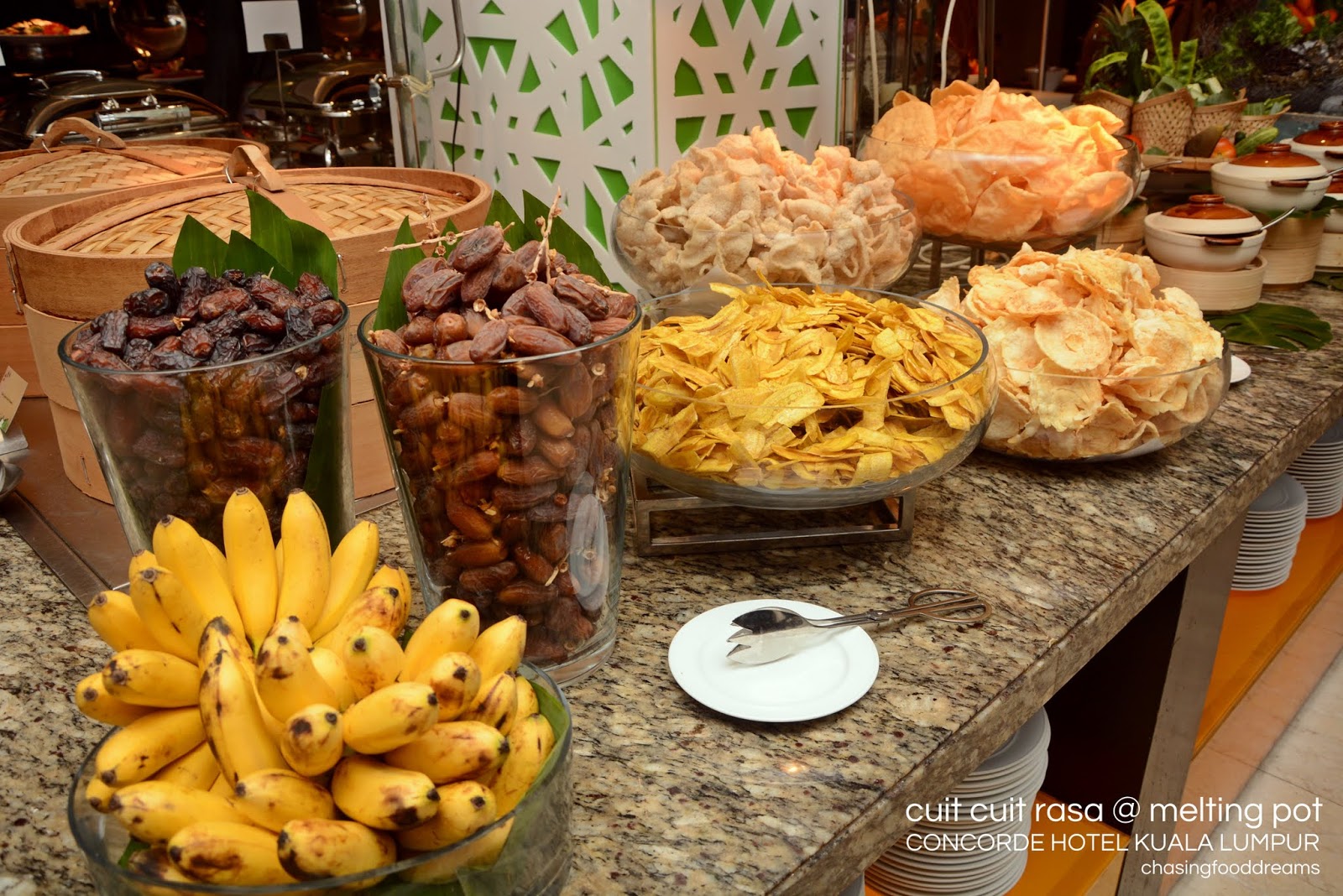 CHASING FOOD DREAMS: Buka Puasa Buffet @ Melting Pot Café, Concorde ...