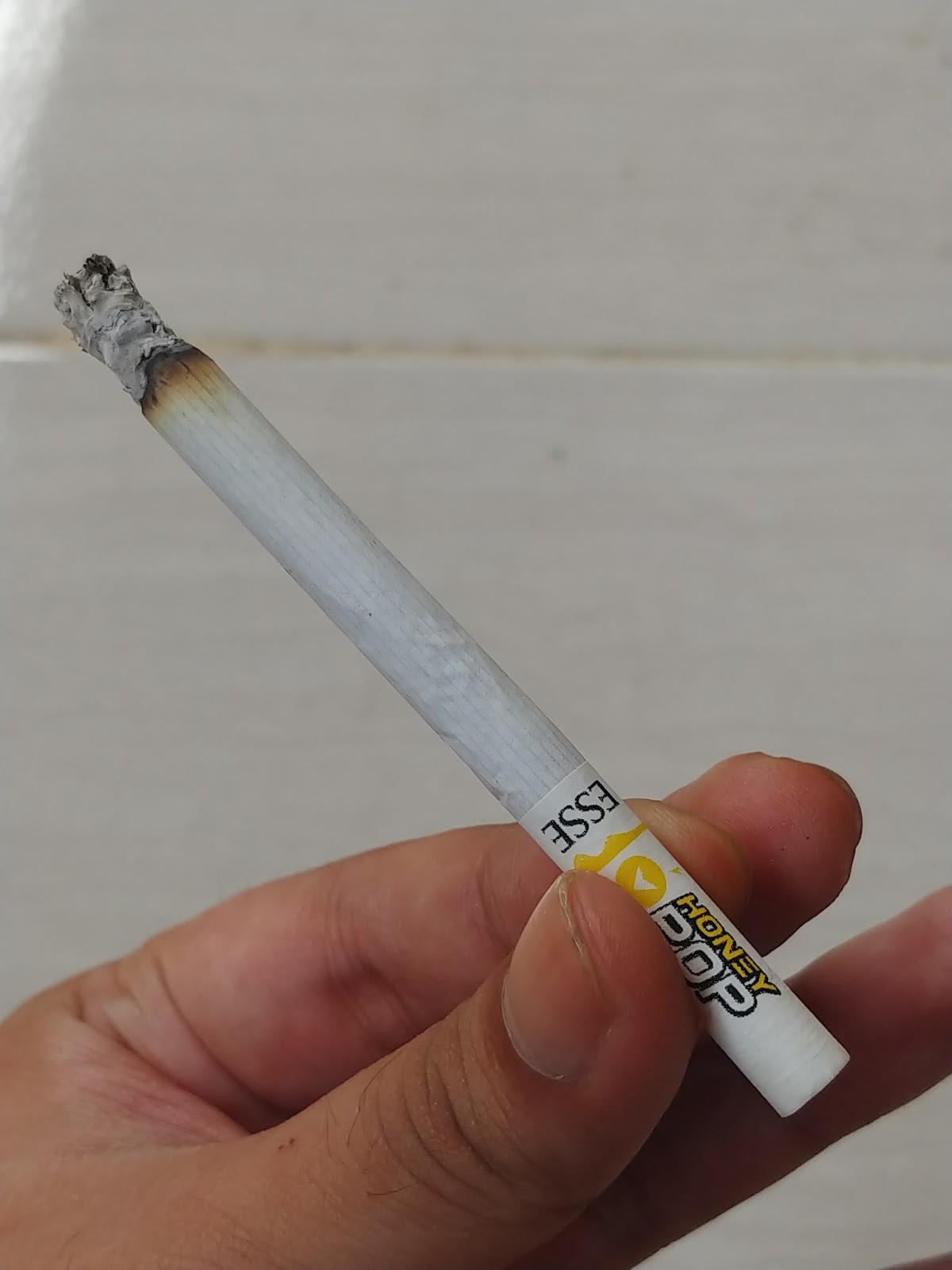 Esse Honey Pop, SKM LTLN Pertama dengan Fitur Honey Flavor Tip dan ...