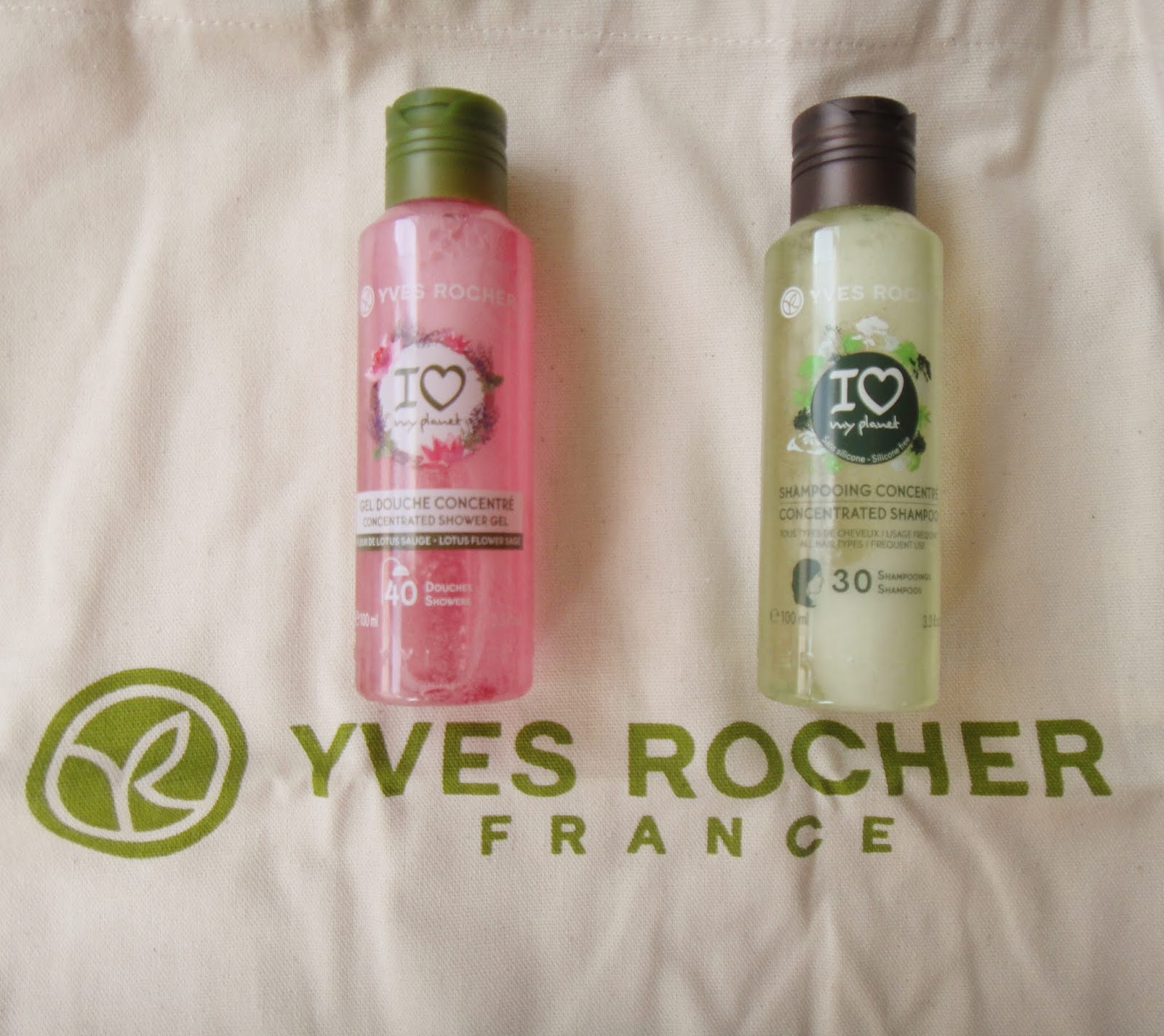New In: Yves Rocher - Shampoo Concentrado - Must Be...Pink!