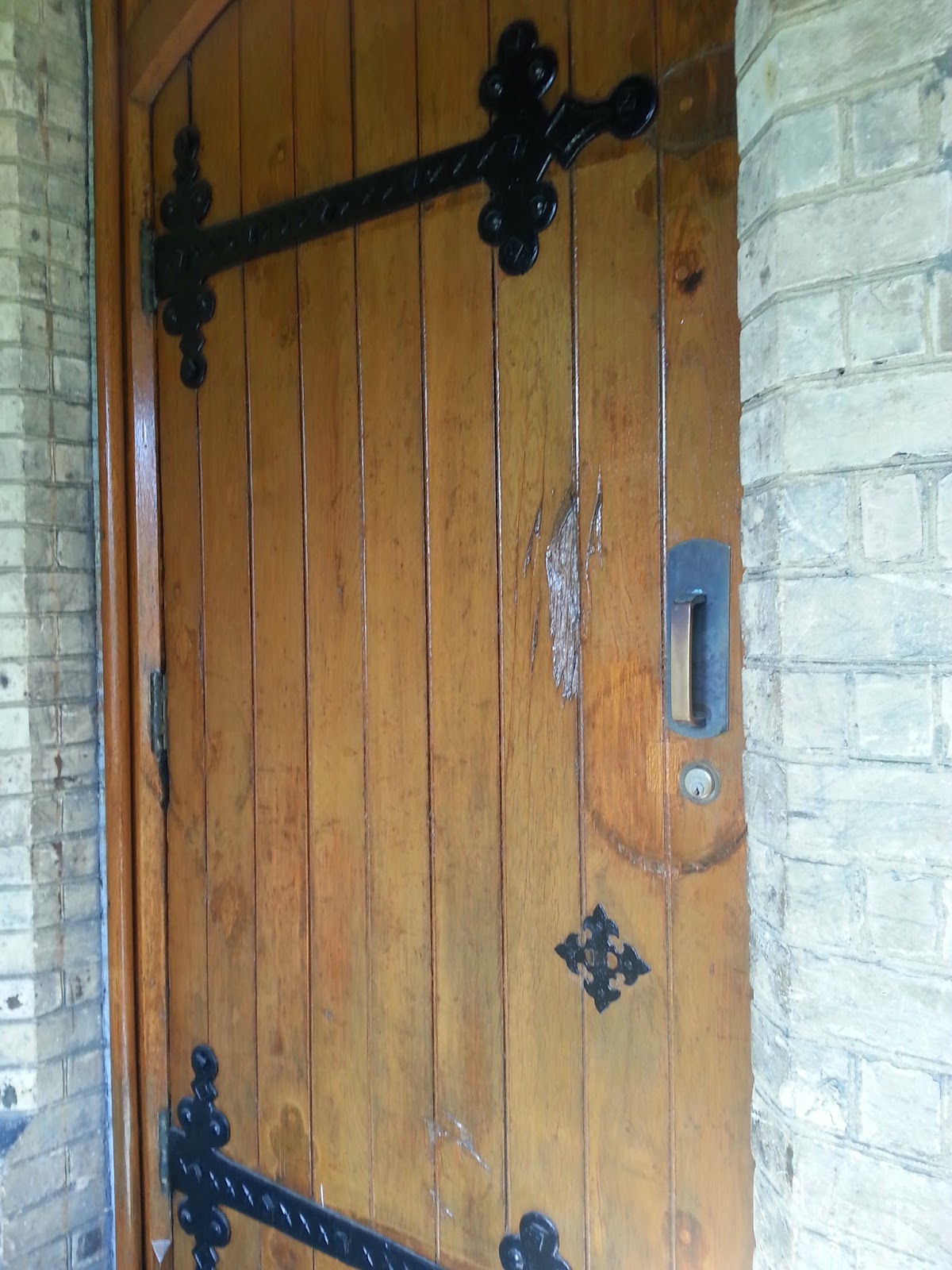 MUSINGS: THE SPECTACULAR SPECTRES OF TORONTO'S LANDMARKS