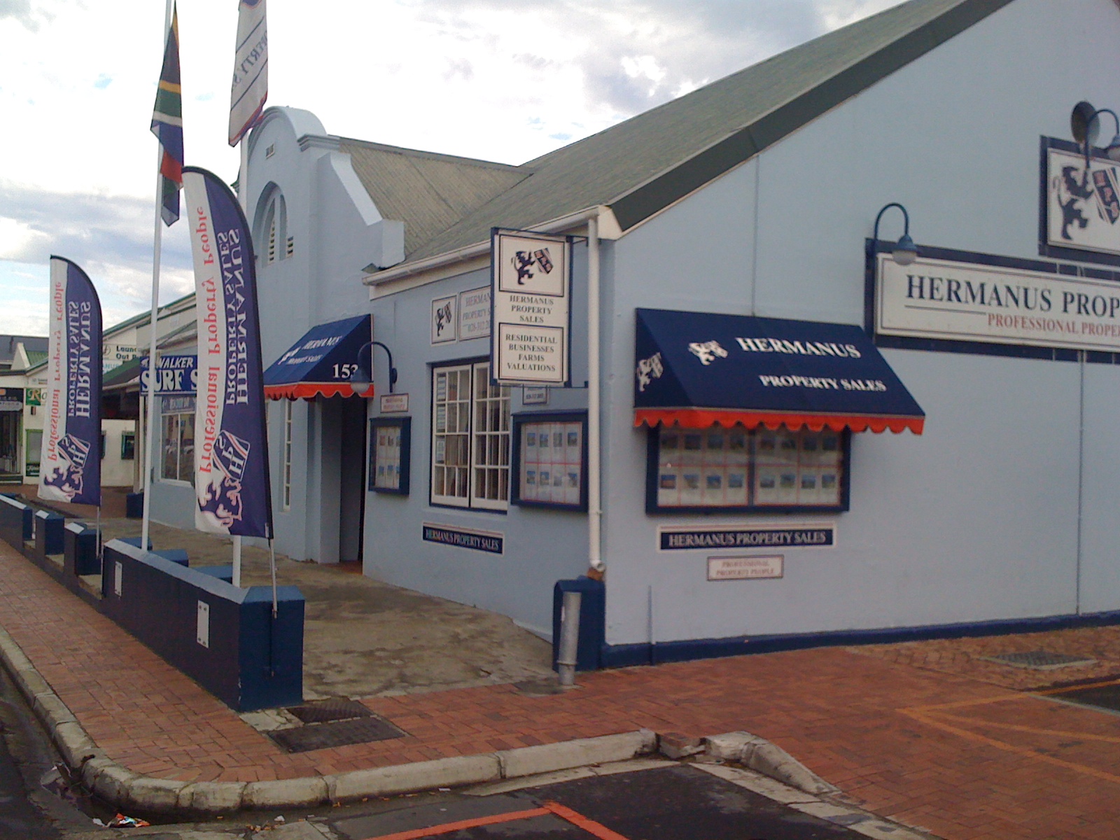 HERMANUS UNPUBLISHED: Signage pollution destroys Hermanus heritage