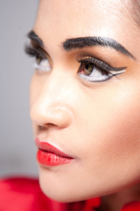 Miss Diorista: Summer Trend - Bold Brows!
