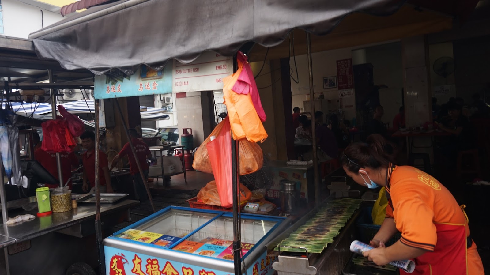 Our Journey : Johor Muar - Food Hunting at Muar Glutton Street "麻坡贪吃街"